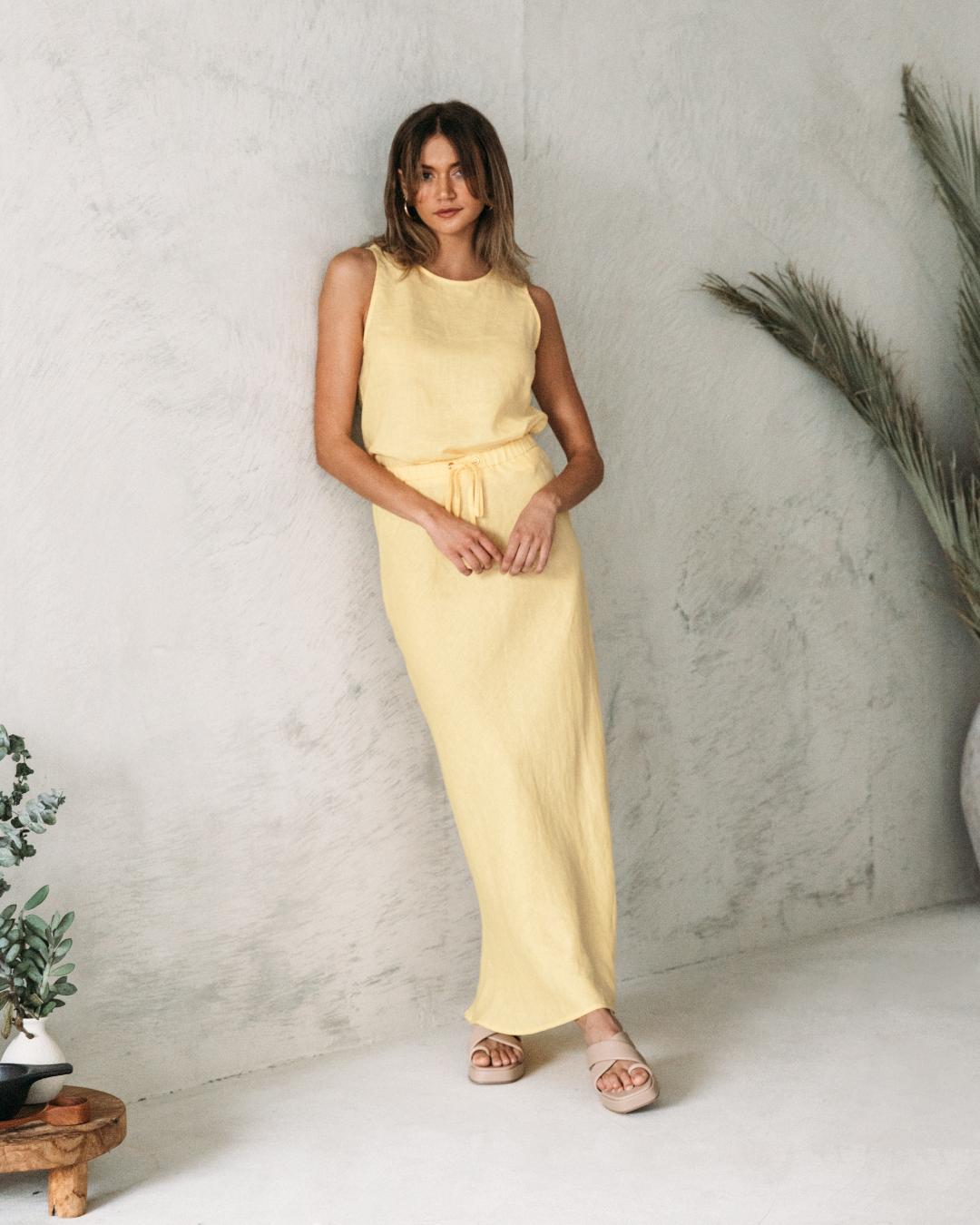 LEMON LINEN TOP